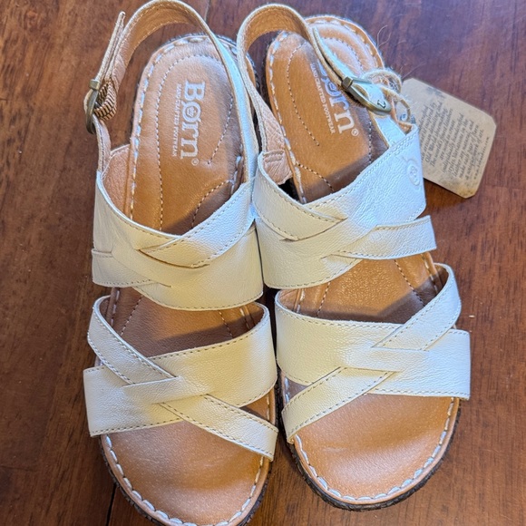 Born | Shoes | Born White Womens Sandals | Poshmark